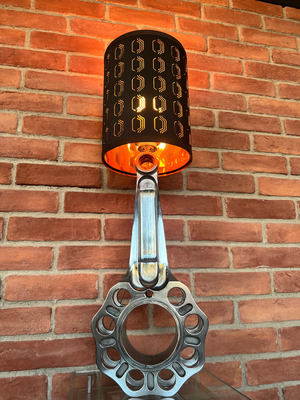 Pratt & Whitney R2800 Double Wasp Master Rod table light ...